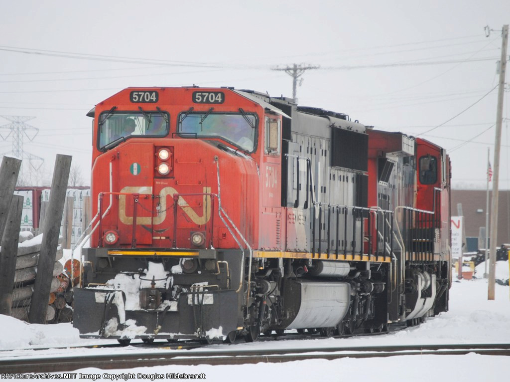 CN 5704